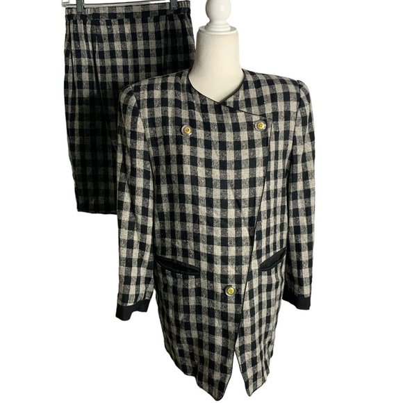 Christan Dior | Jackets & Coats | Vintage 8s Christain Dior Wool Skirt ...